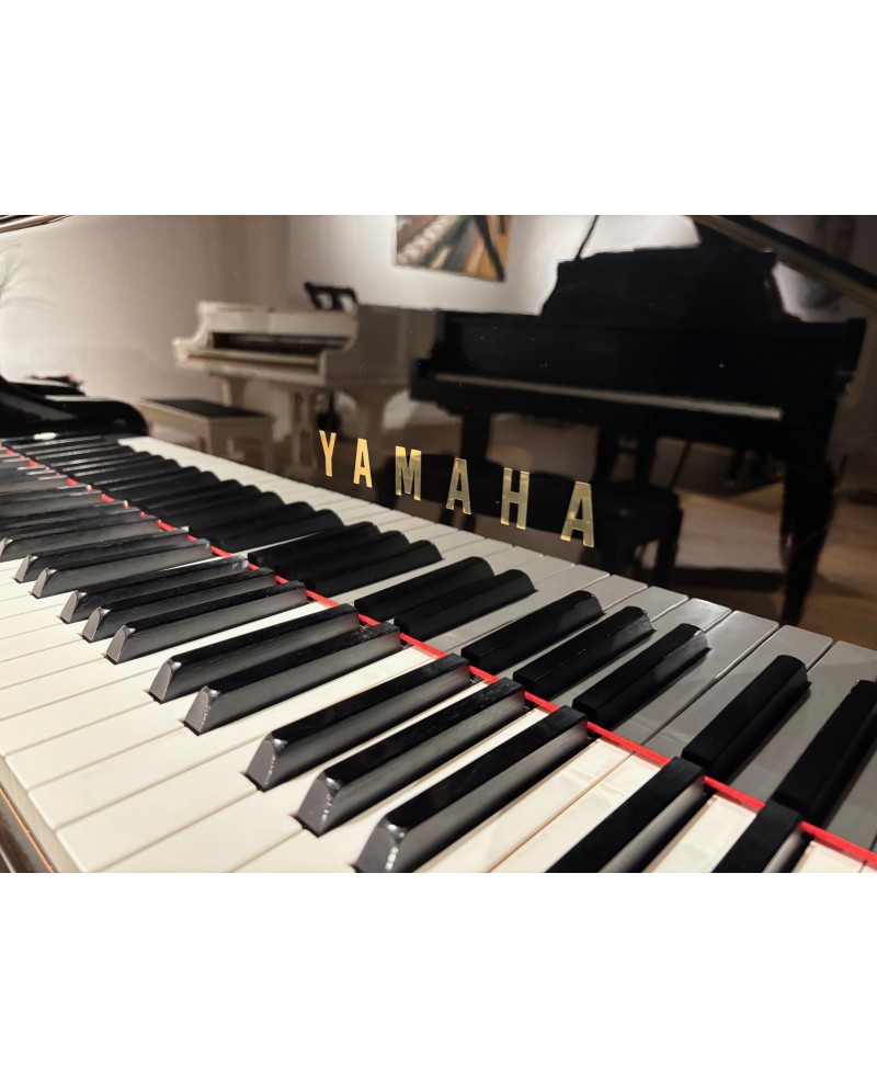 YAMAHA C3 | Noir brillant | Pianos Parisot, depuis 1978